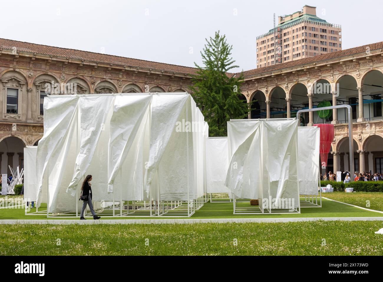Installazione Travelogue on mountain di Wu Bin e W.Design con Yardcom ...