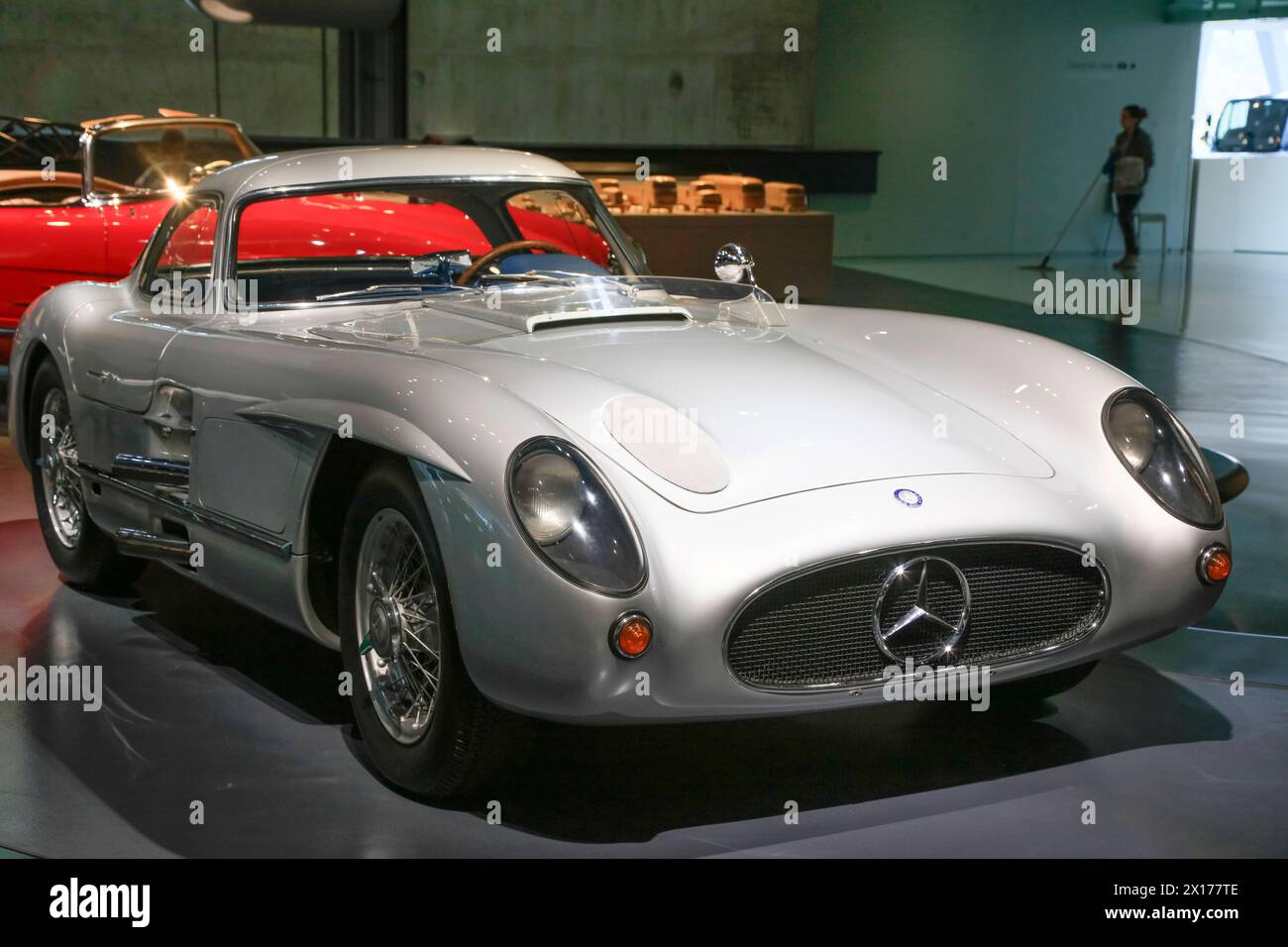 Mercedes-Benz 300 SLR Uhlenhaut-CoupÃ , Mercedes-Benz Museum, Stuttgart, Baden-Württemberg ...