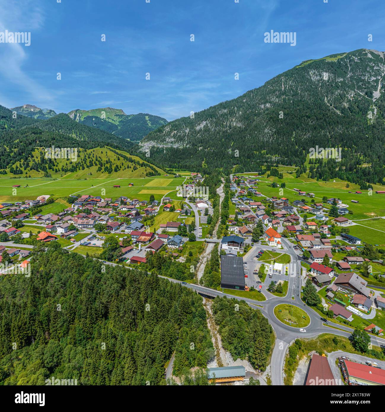 Alpen luftbild hi-res stock photography and images - Alamy