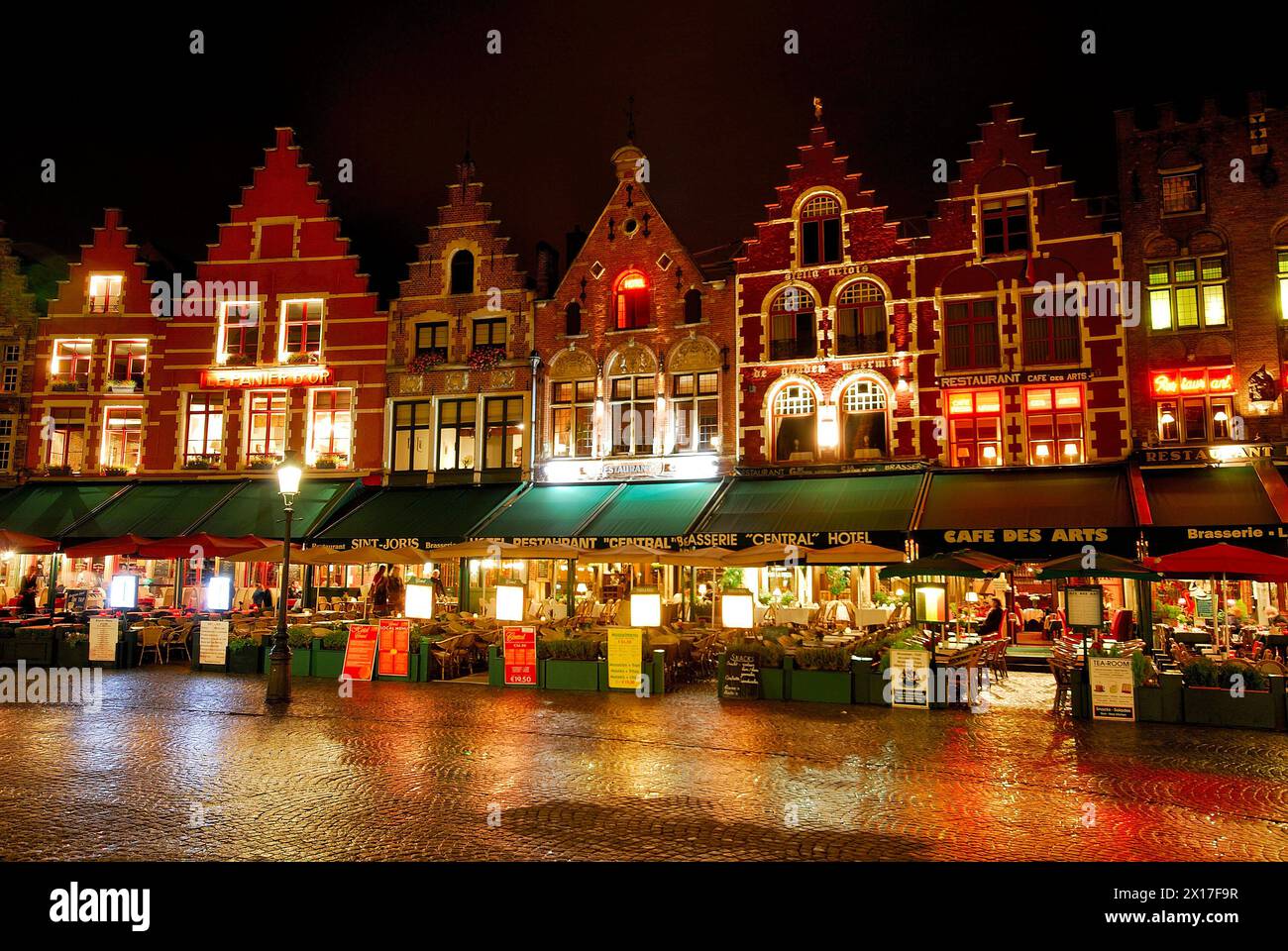 Bruges building heritage hi-res stock photography and images - Alamy