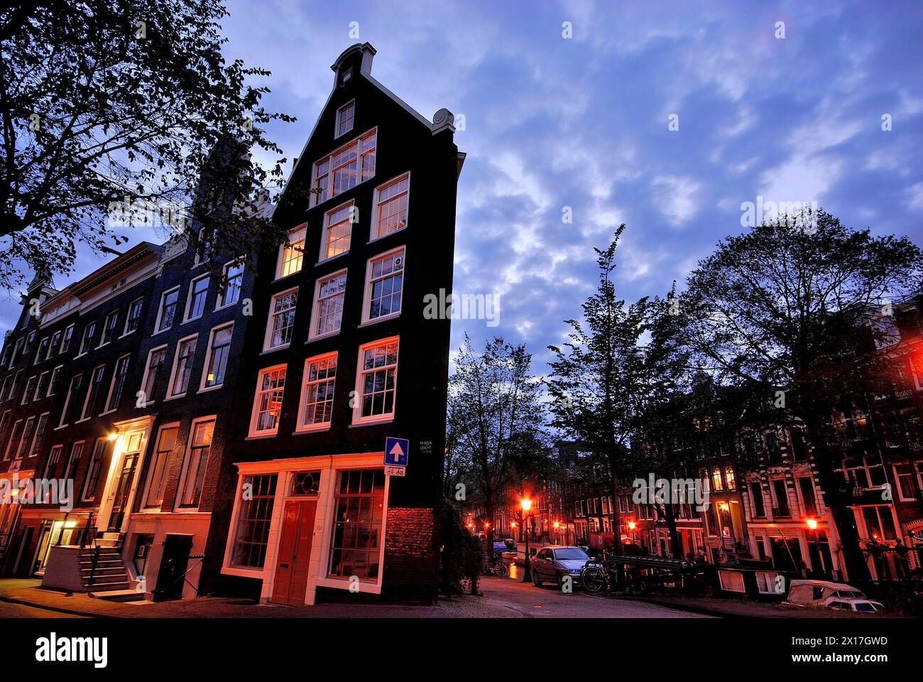 Amsterdam night windows hi-res stock photography and images - Alamy