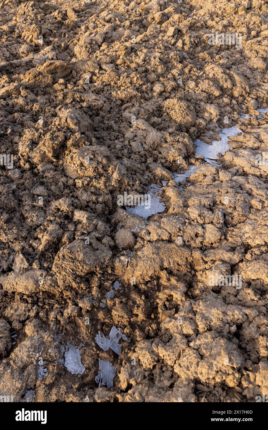 Frozen soil hi-res stock photography and images - Alamy