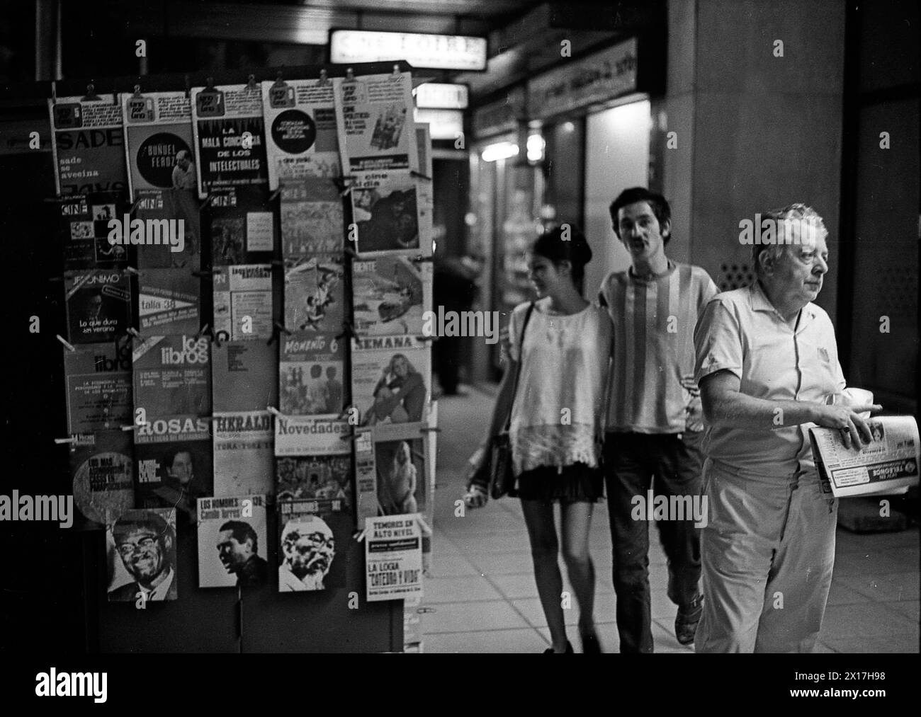 Newspaper stand, Corrientes street, Buenos Aires downtown, Argentina ...