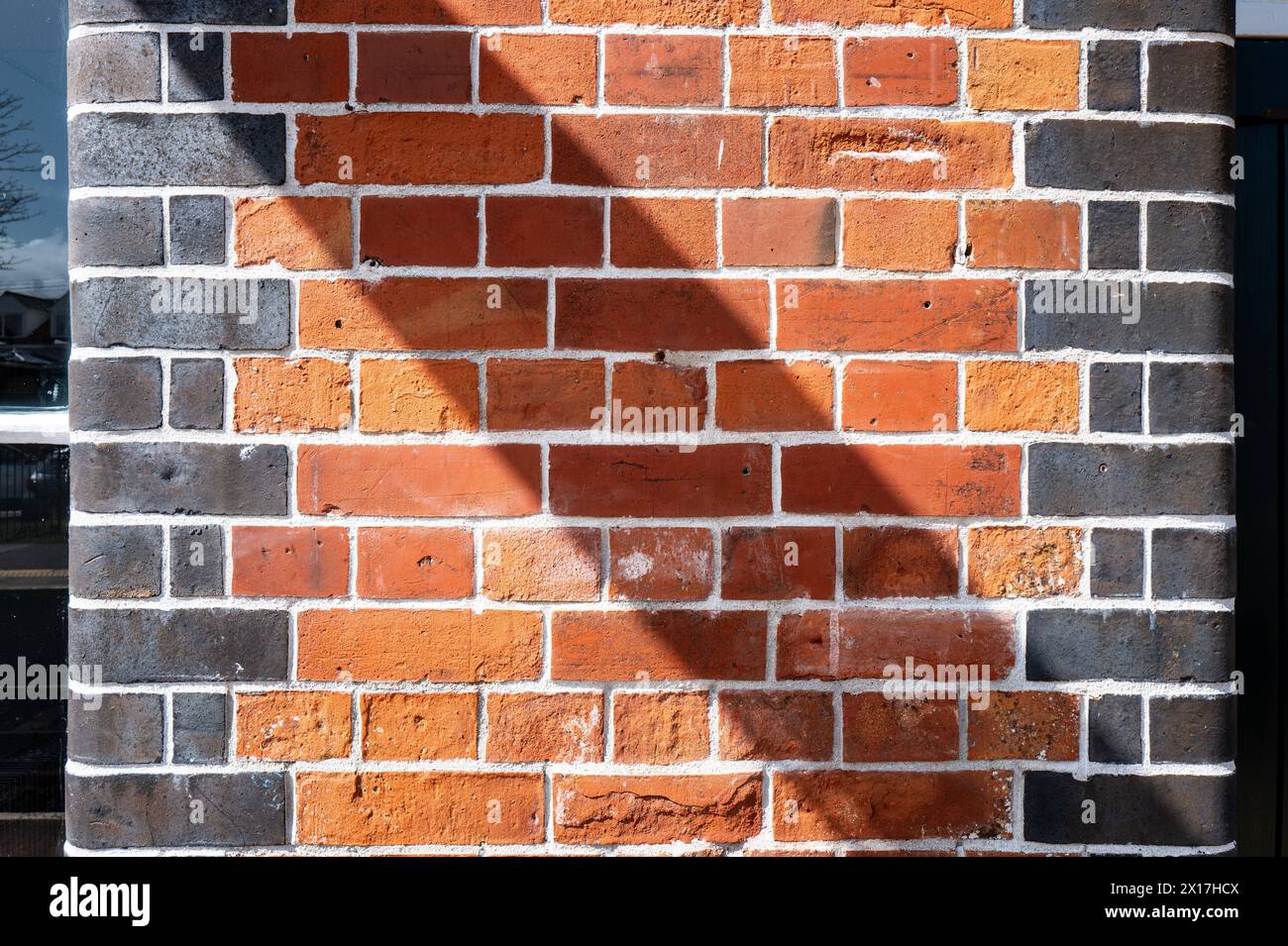 CAMBORNE RAILWAY CROSSING BARRIERS LEVEL CROSSING Stock Photo - Alamy