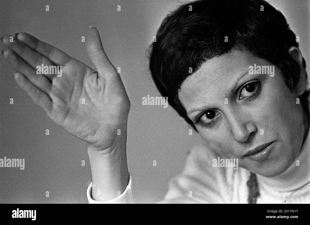 Argentine actress and tango singer Susana Rinaldi during a press ...