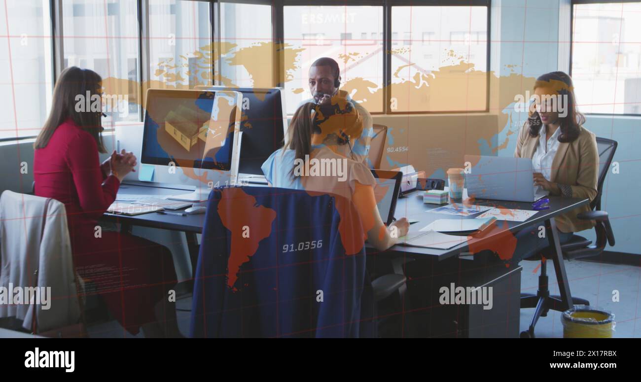 Usingoffice hi-res stock photography and images - Alamy