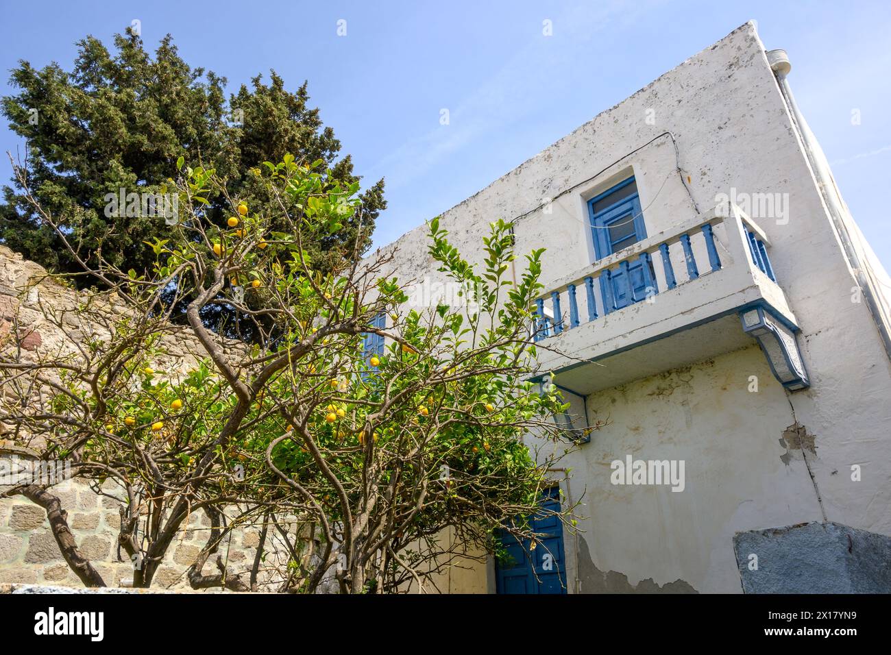 Traditional village nikia nisyros island hi-res stock photography and ...
