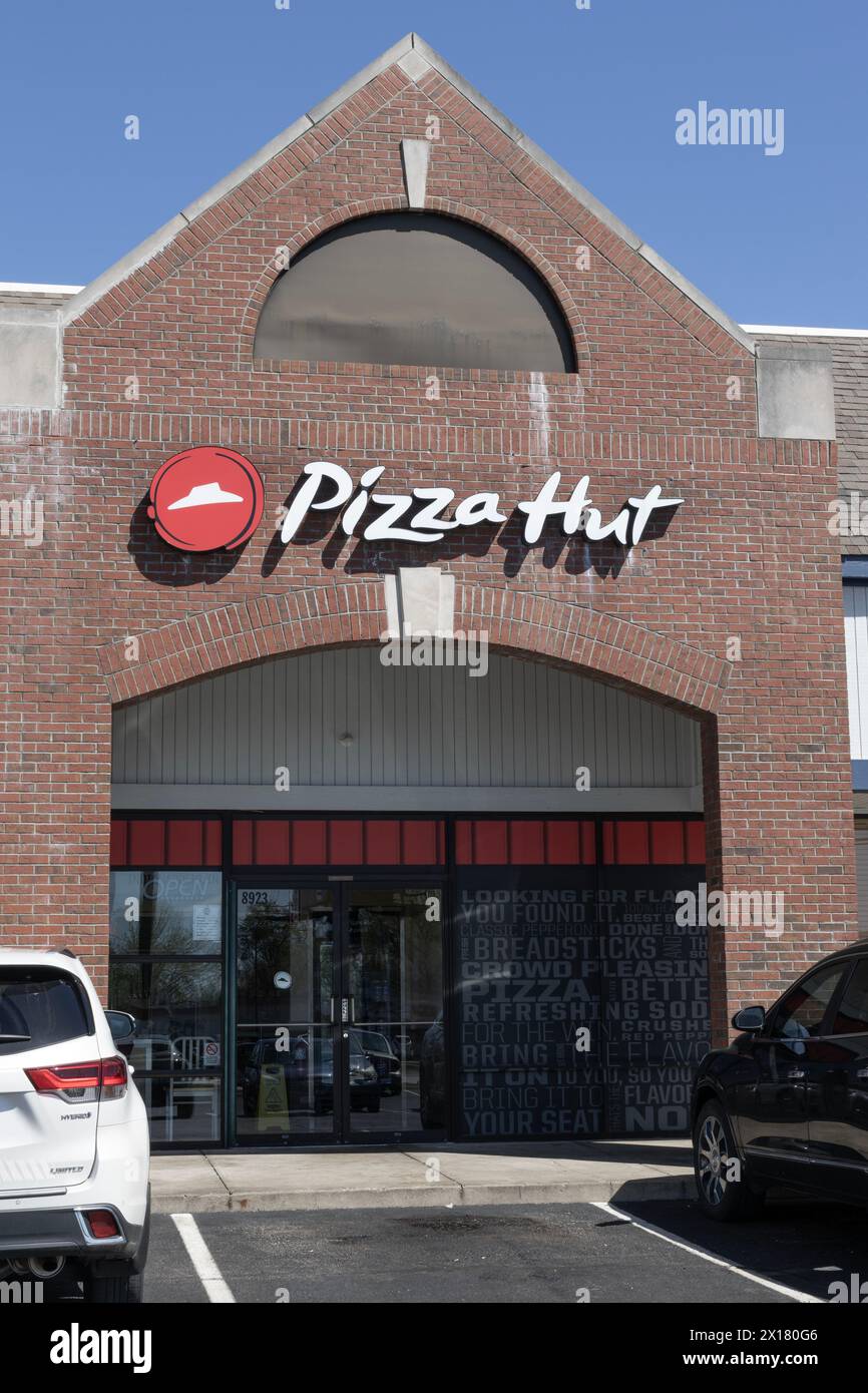Indianapolis - April 13, 2024: Pizza Hut restaurant. Pizza Hut is ...