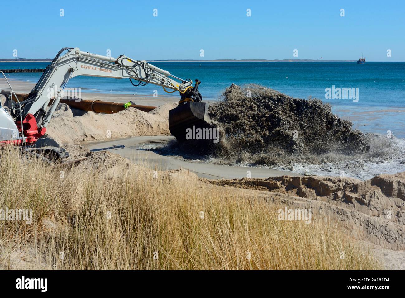 Renaturation, Repair of erosion-damaged beach. Sand is sucked up from ...