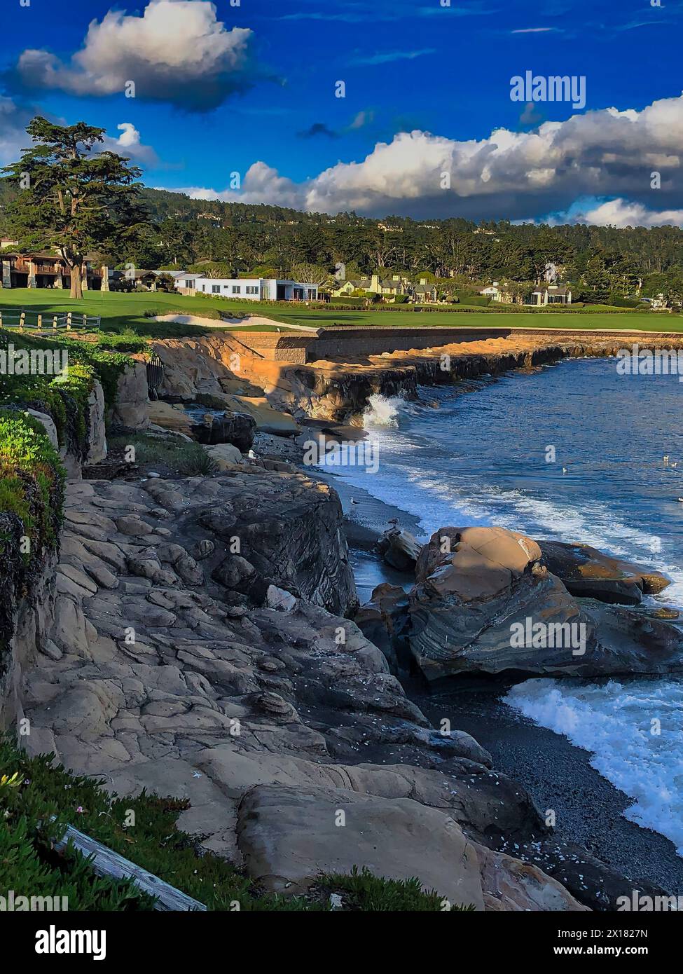 14th April, 2024. Pebble Beach, California, USA Blue skies and summer ...