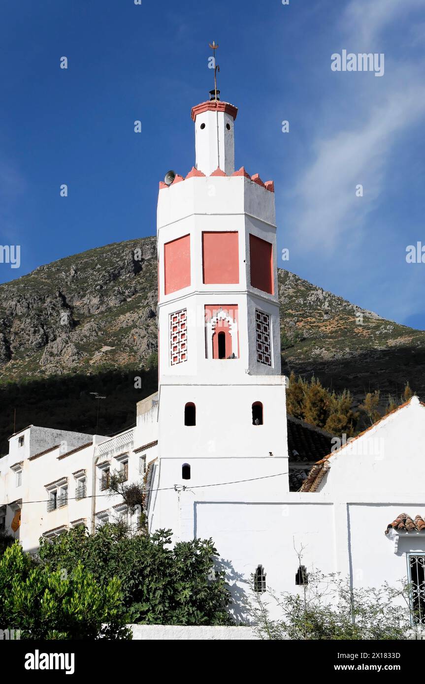 Chefchaouen, Great Mosque with Minaret, White-red minaret in front of ...