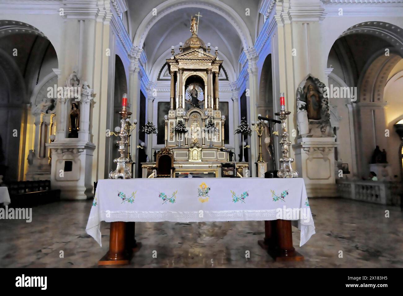 Catedral de la Asuncion, 1860, Leon, Nicaragua, Central America, Close ...