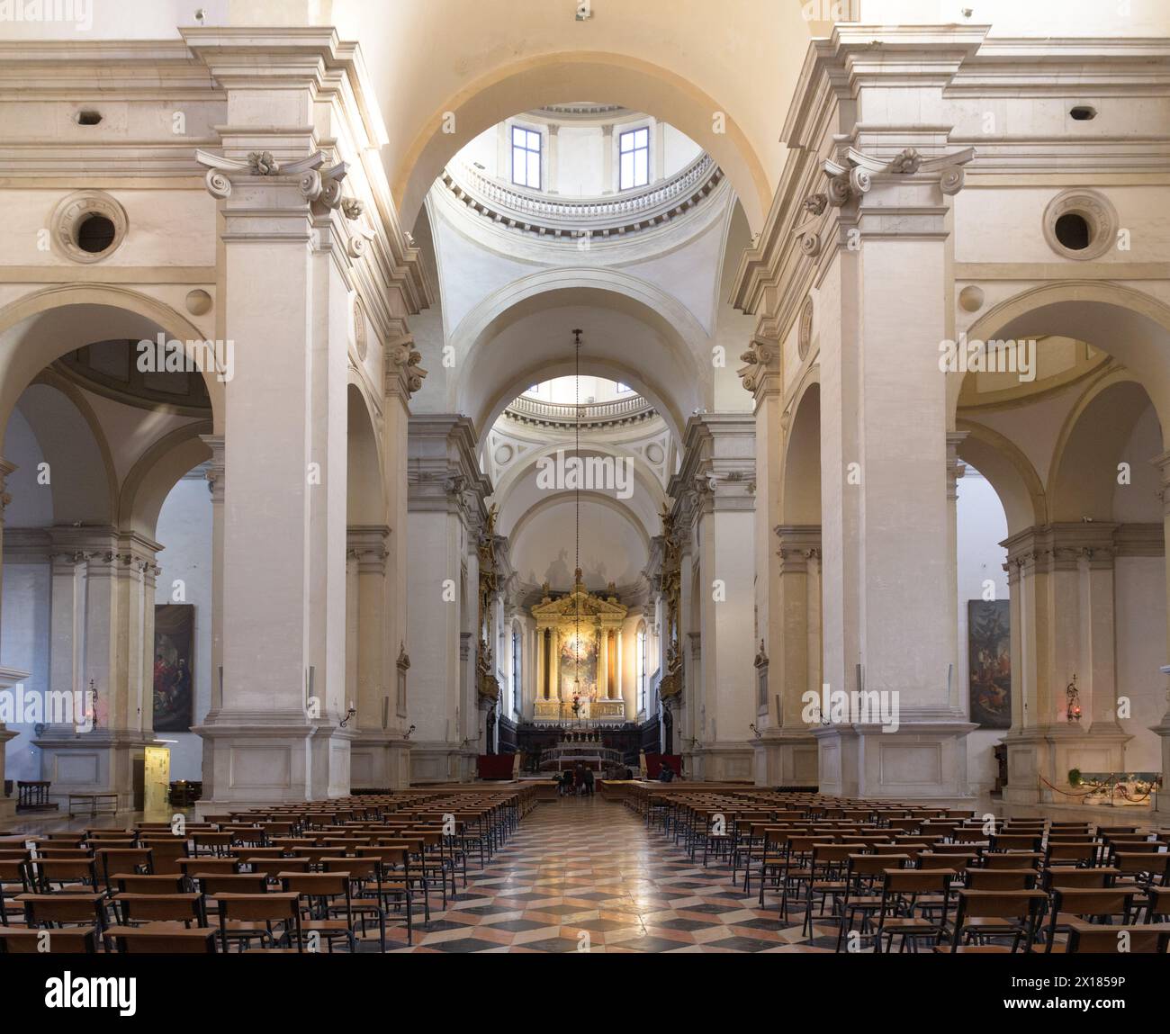 Interior of basilica of Saint Justina. Padova, Italy Stock Photo - Alamy