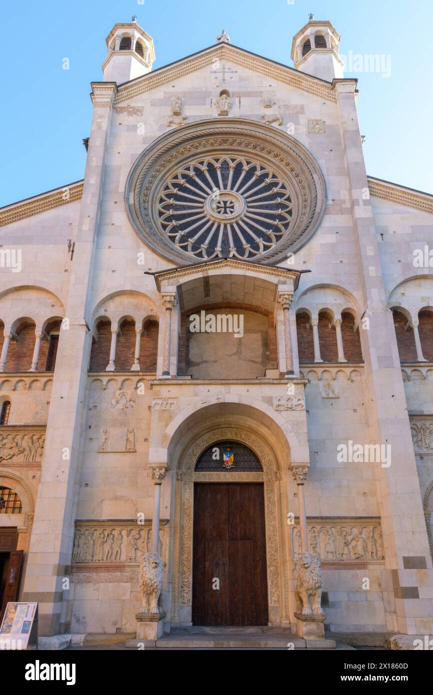 Modena Cathedral (Duomo di Modena). Roman Catholic cathedral in Modena ...