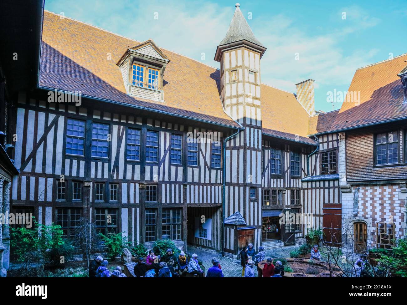 House of a rich merchant family from the 16th century, Hotel de Mauroy ...