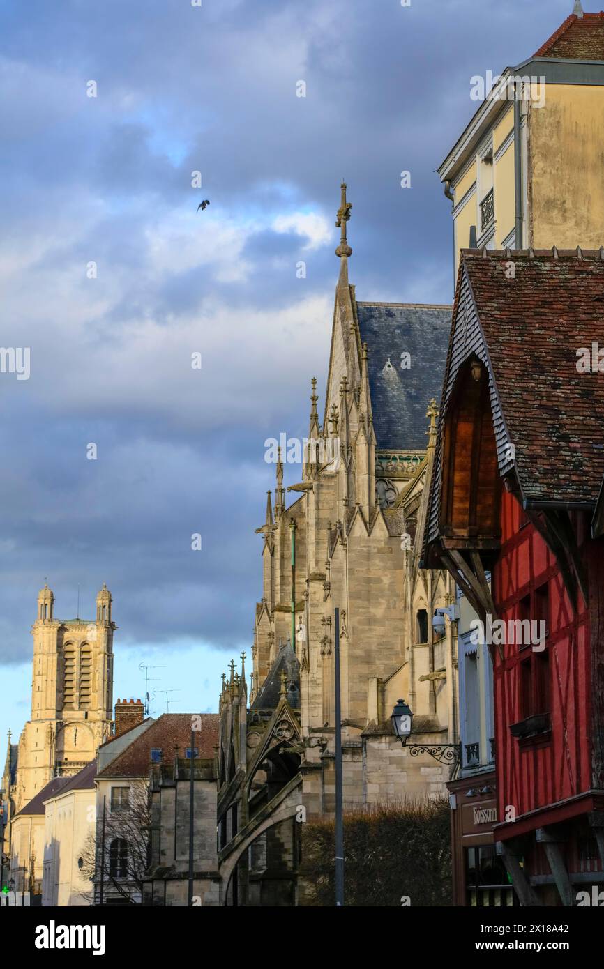 Rue Georges Clemenceau with Saint-Urbain Basilica, behind Saint-Pierre ...