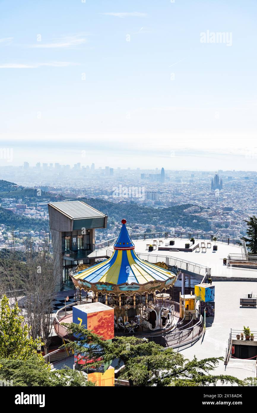 Parc d'atraccions Tibidabo amusement park in Barcelona, Spain Stock Photo - Alamy