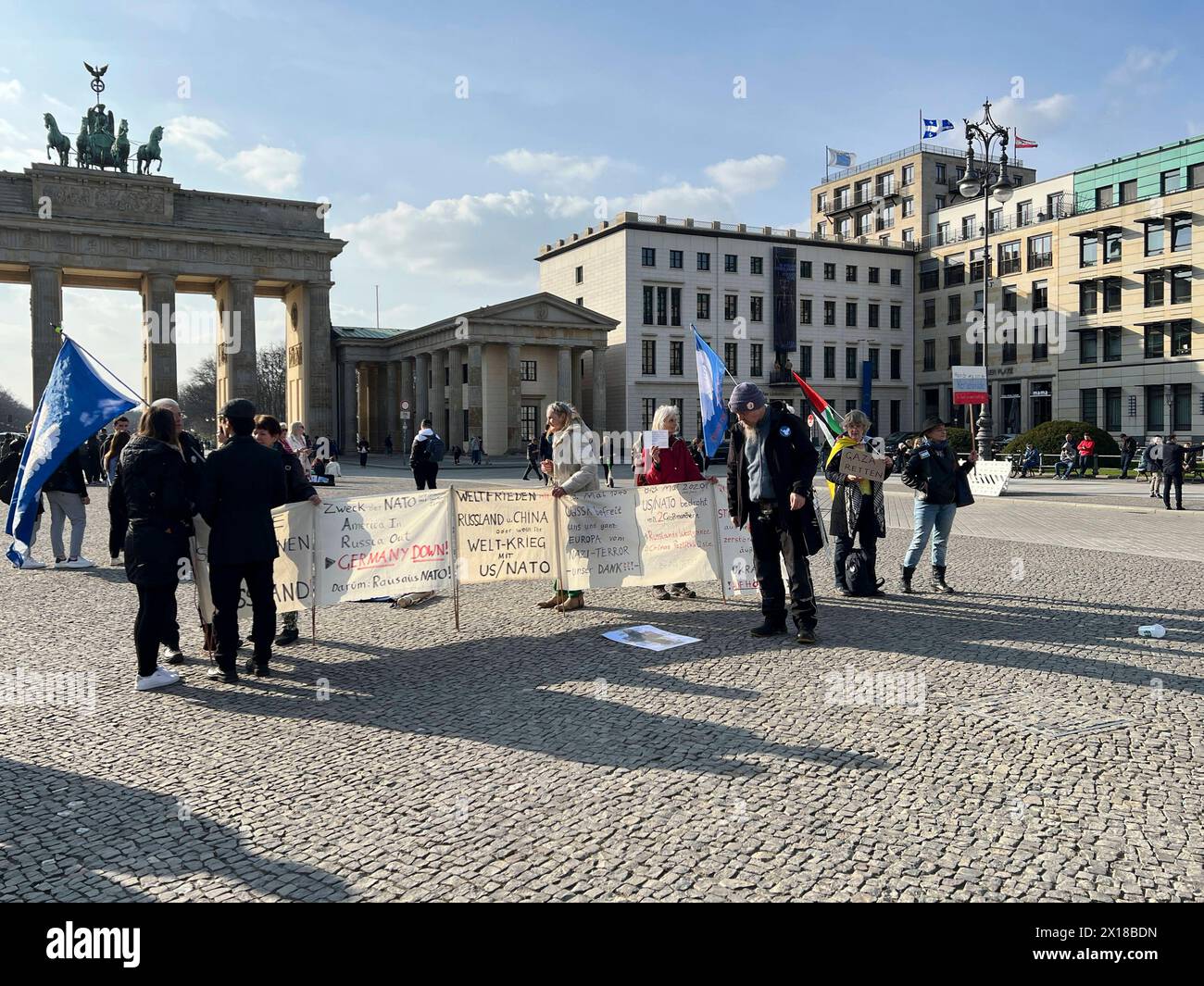 Friedensdemo berlin hi-res stock photography and images - Alamy