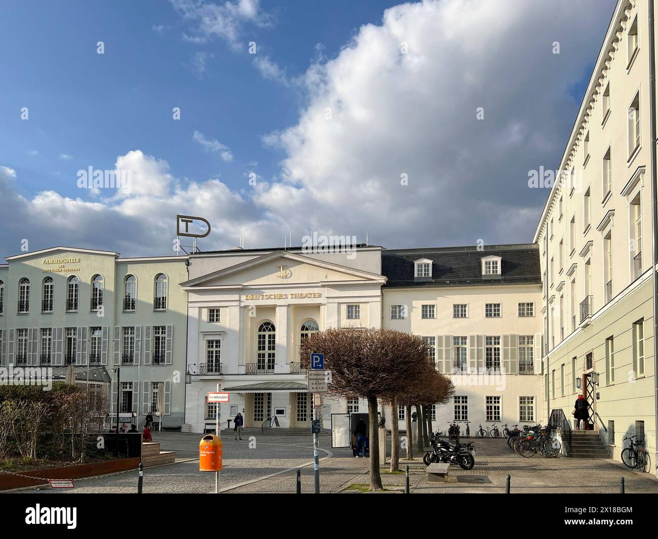 Deutsches Theater Deutsches Theater in Berlin / German Theatre in ...