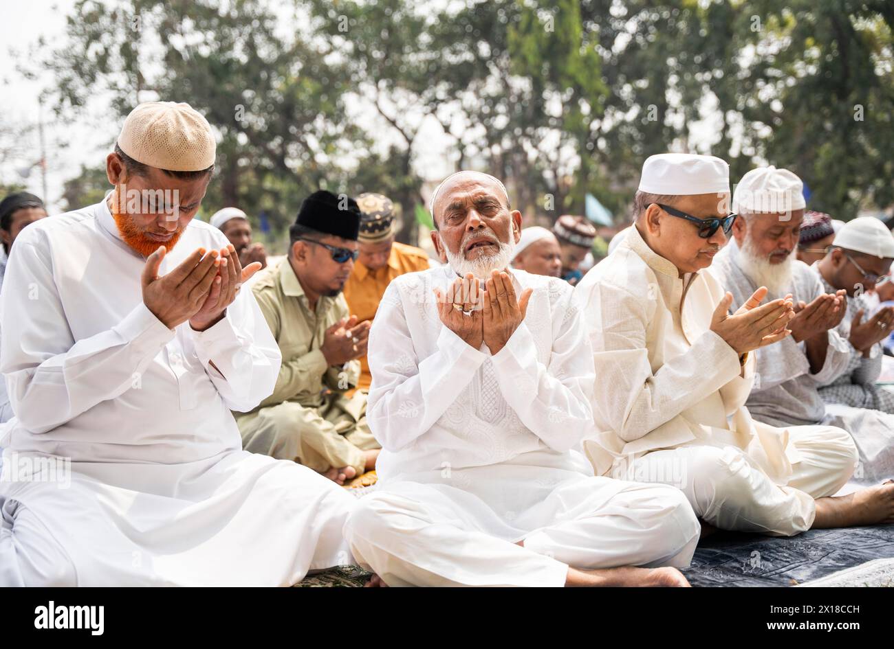 Muslims gather to perform Eid al-Fitr prayer at Eidgah in Guwahati ...