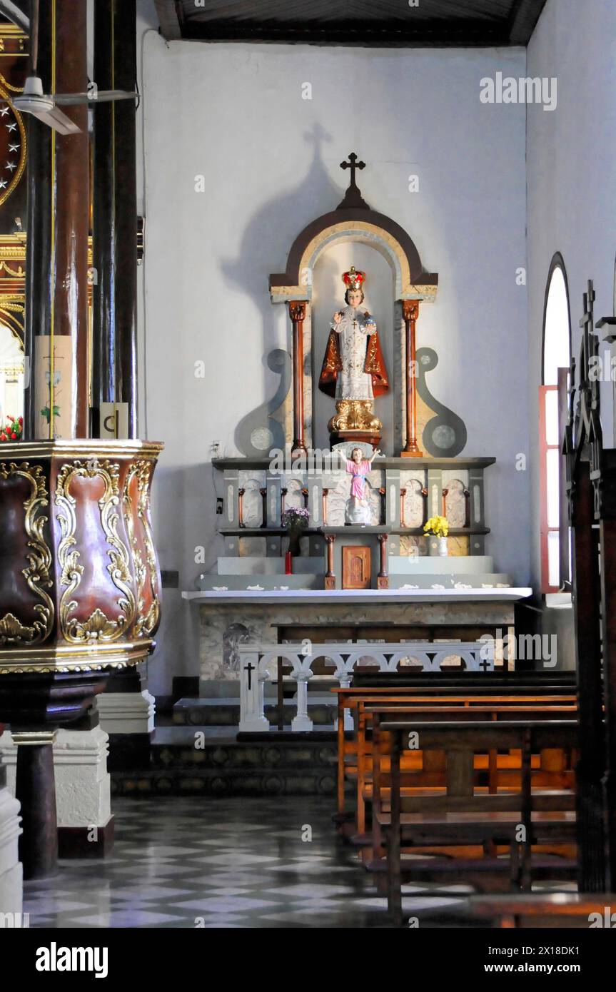 La Recoleccion Church, 1786, Leon, Nicaragua, Religious statue and ...