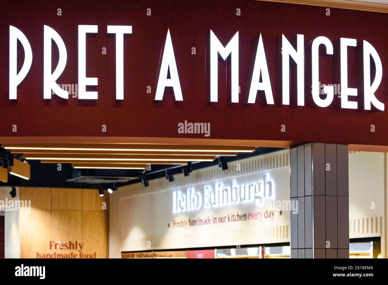 Edinburgh Airport, Departure Lounge, Pret A Manger Stock Photo - Alamy