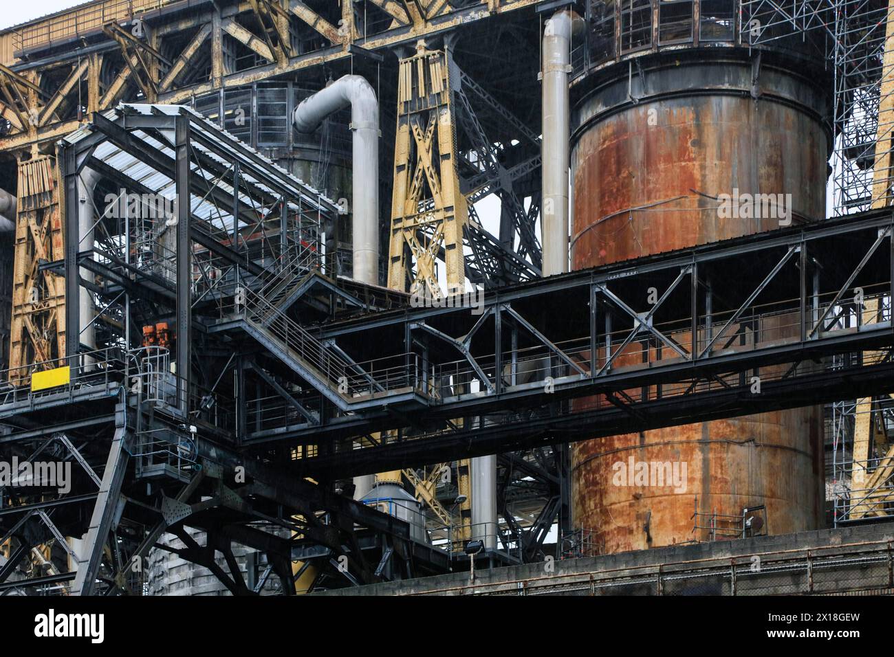 Solvay chemical plant for the production of bicarbonate and carbonate ...