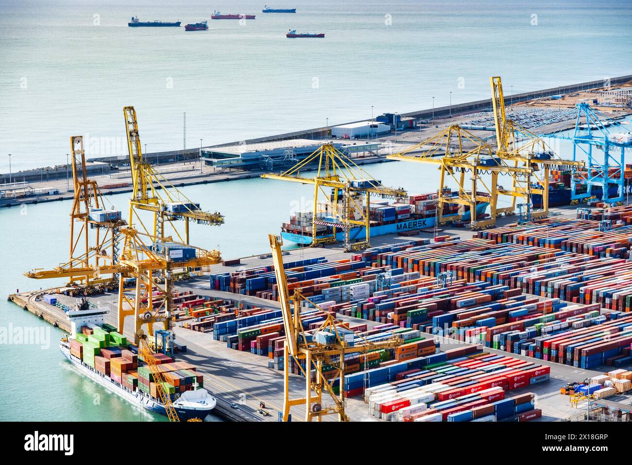 Container port in Barcelona, Spain Stock Photo - Alamy