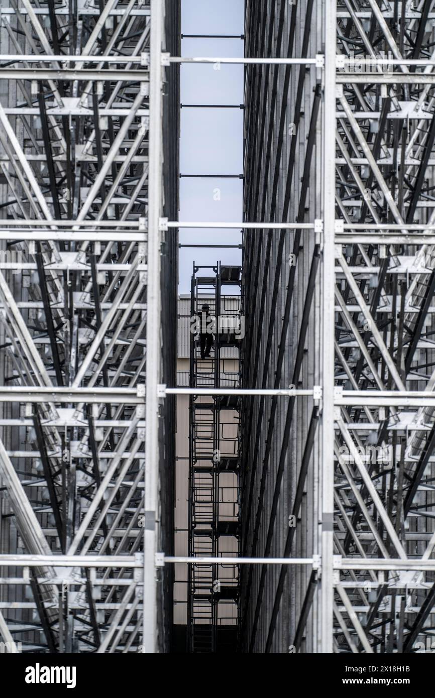 Construction of a high-bay warehouse, storage system for high space ...
