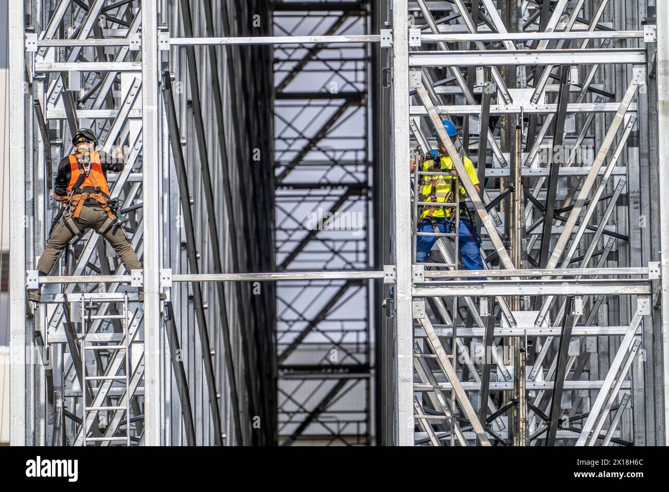 Construction of a high-bay warehouse, storage system for high space ...