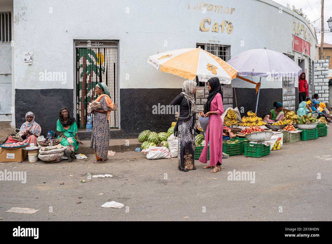Town market in Harar, Ethiopia Stock Photo - Alamy