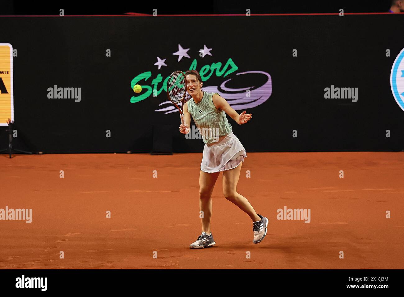 Stuttgart, Baden-Wuerttemberg, Germany. 15th Apr, 2024. Andrea Petkovic (GER) returns with ...