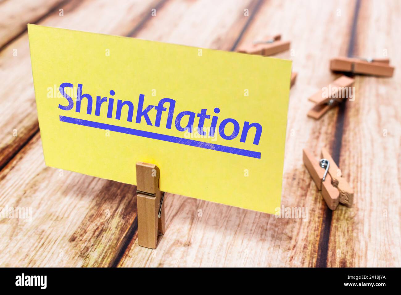 Package downsizing hi-res stock photography and images - Alamy