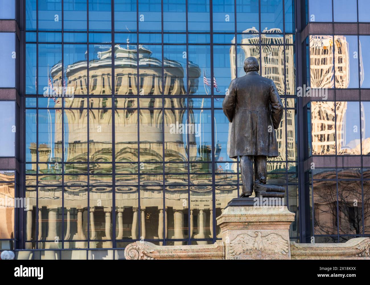McKinley memorial in front of a reflection of the Ohio state Capitol ...