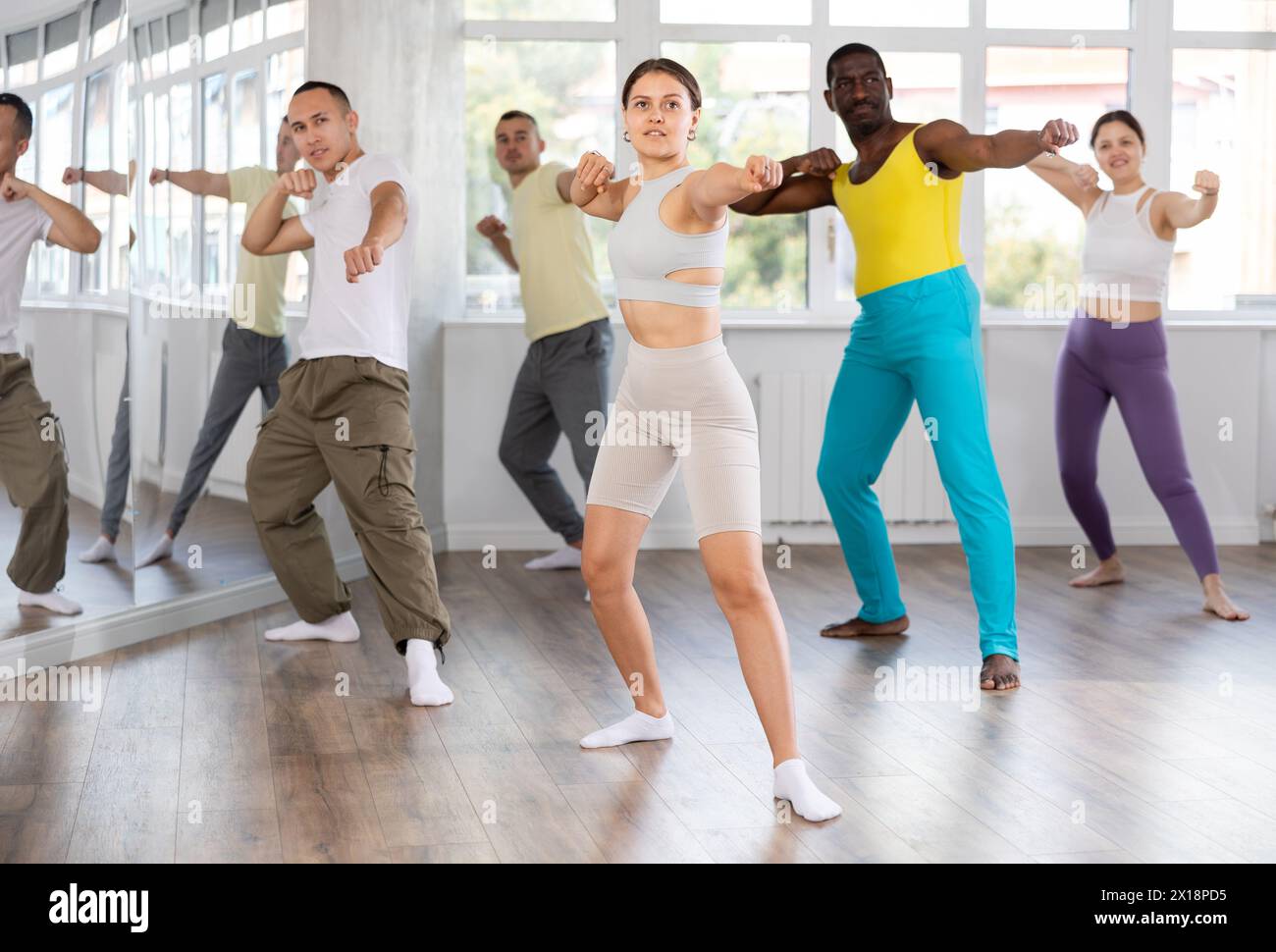 Group of people dancing modern dances Stock Photo - Alamy