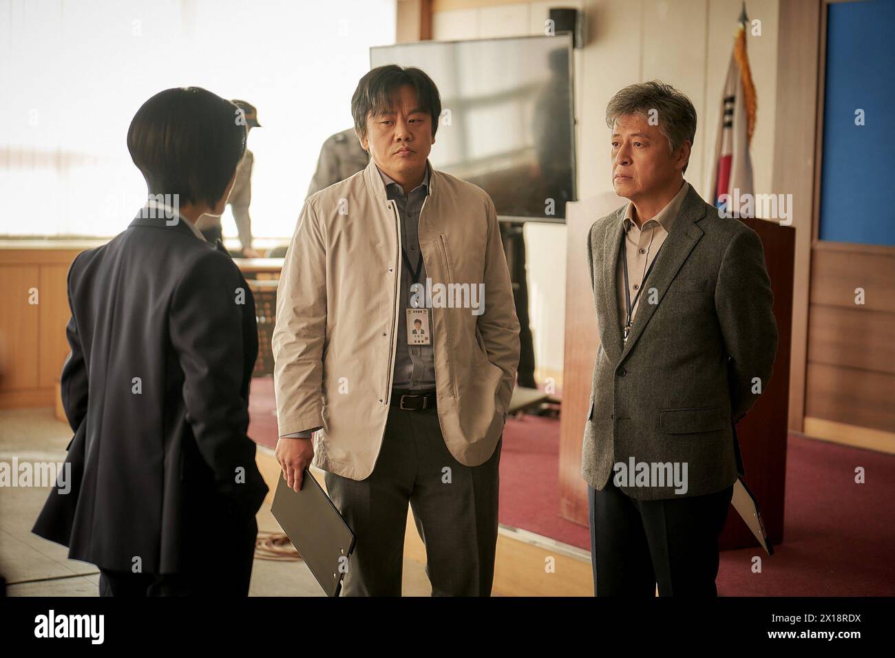 PARASYTE: THE GREY, (aka GISAENGSU: DEO GEUREI), from left: LEE Jung-hyun, KIM In-kwon, KWON Hae ...