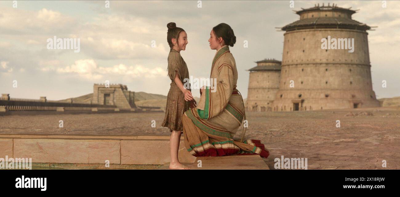 3 BODY PROBLEM, (aka THREE BODY PROBLEM), from left: Eve Ridley, Jess ...