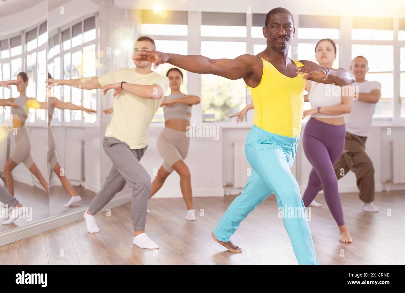 African american jazz club dancing hi-res stock photography and images ...