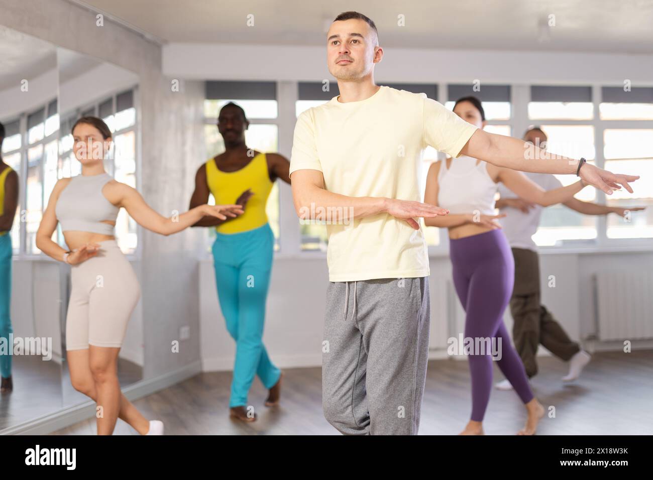 Group of people dancing jazz funk Stock Photo - Alamy