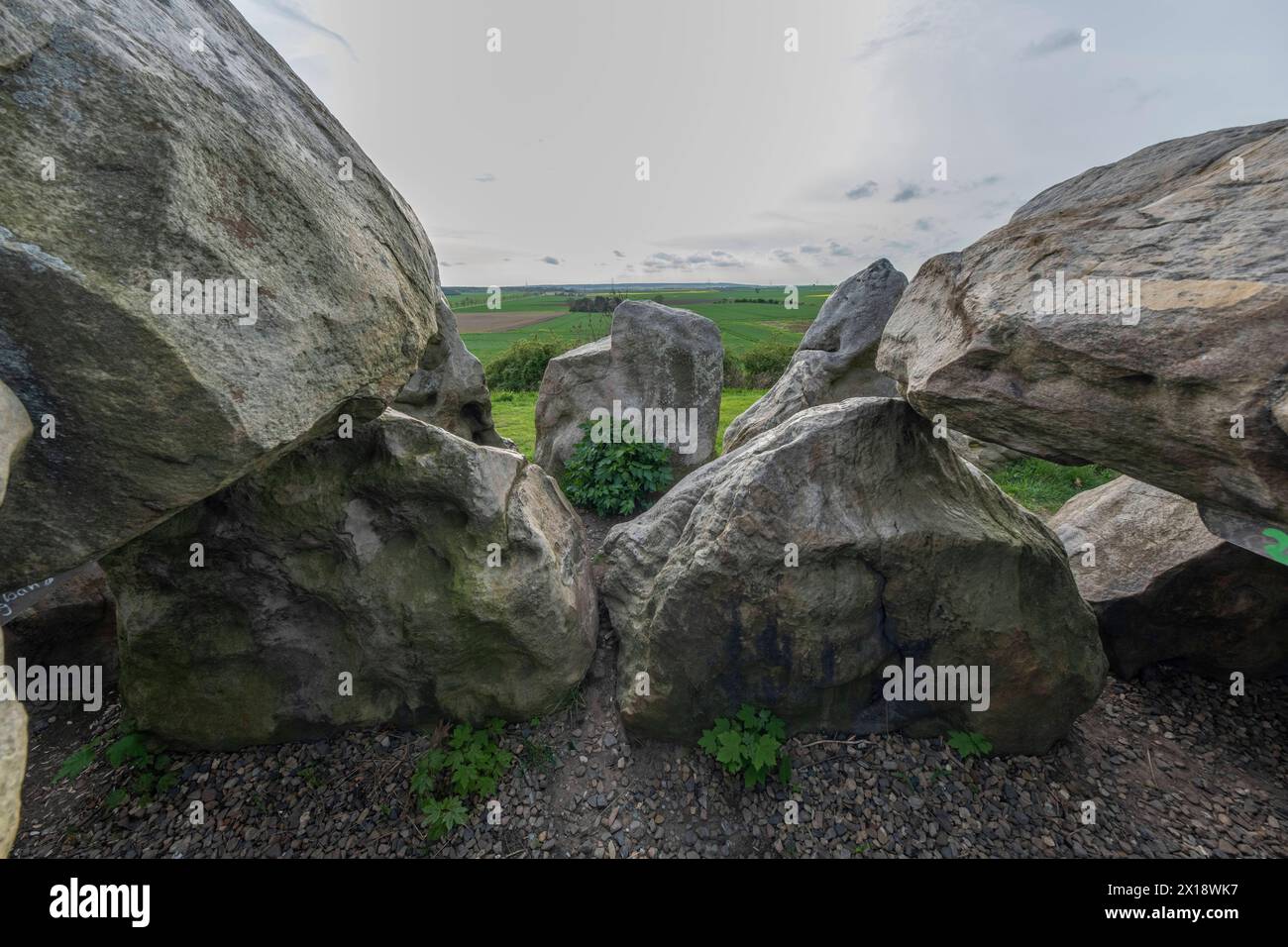 Lübbensteine, zwei Großsteingräber, Megalithanlagen aus der ...