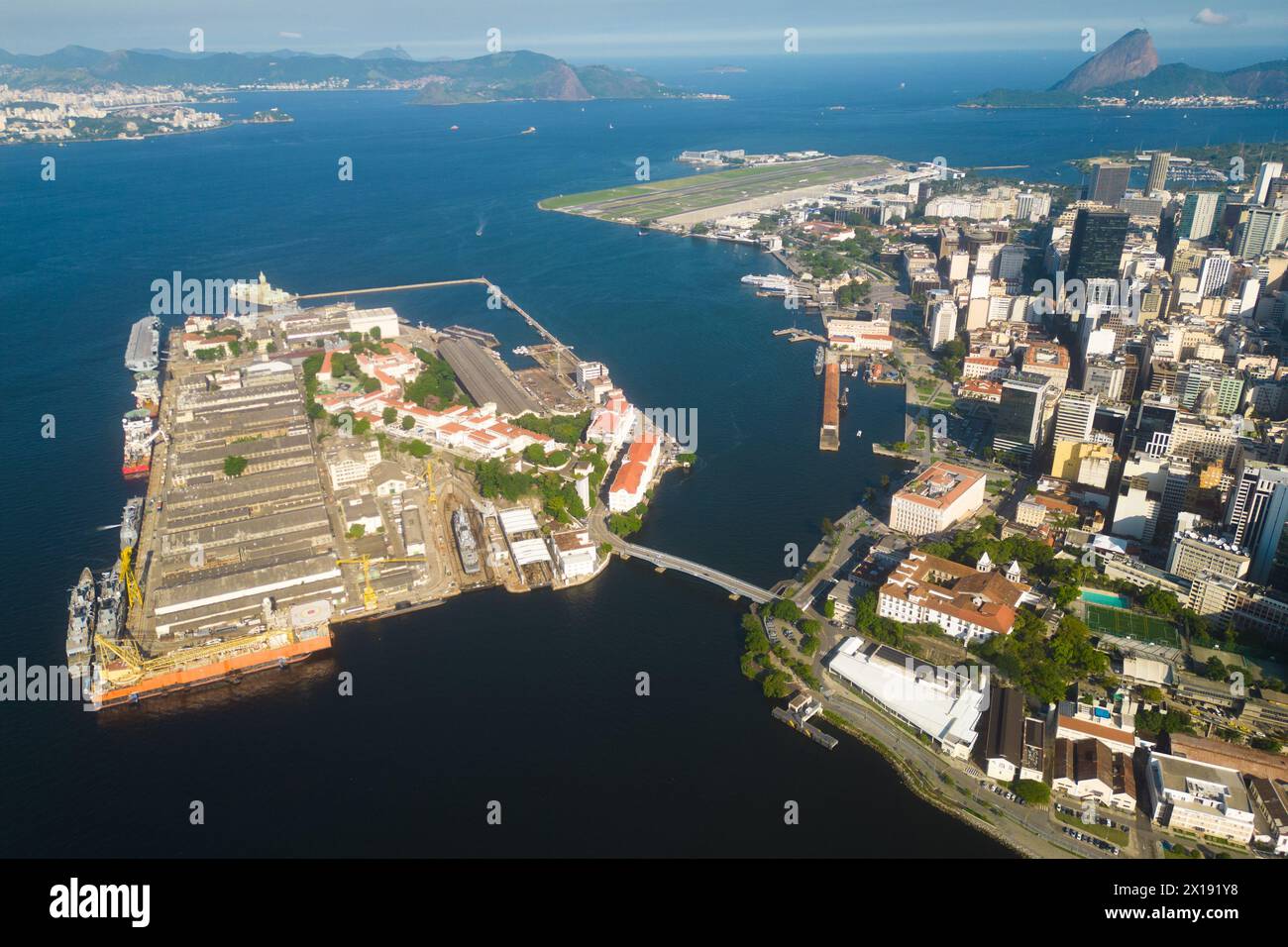 Snake island hi-res stock photography and images - Alamy