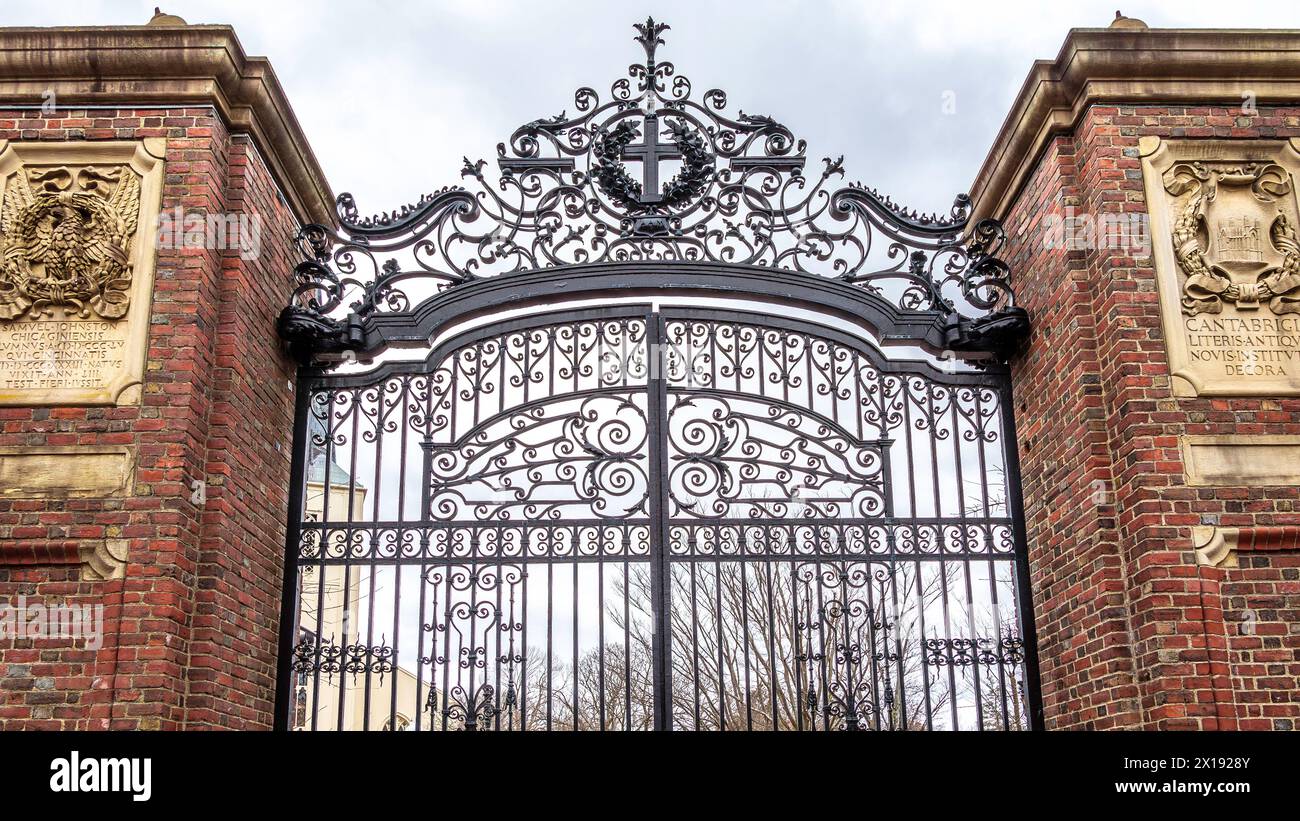 Harvard University's Gates Stock Photo - Alamy