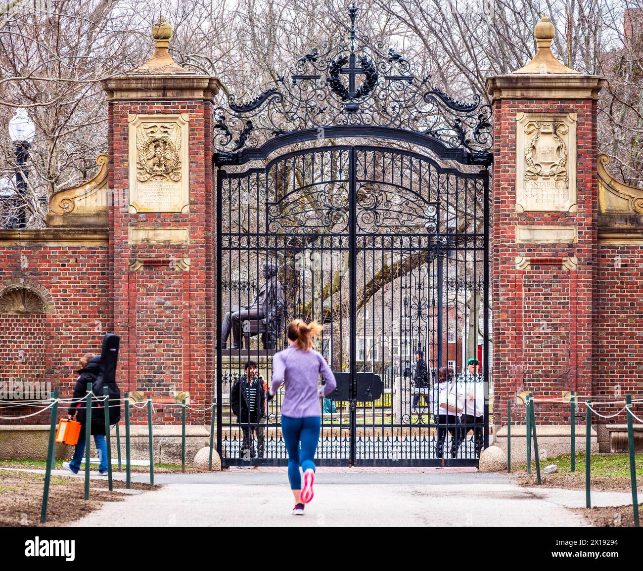 Tutoring university hi-res stock photography and images - Alamy