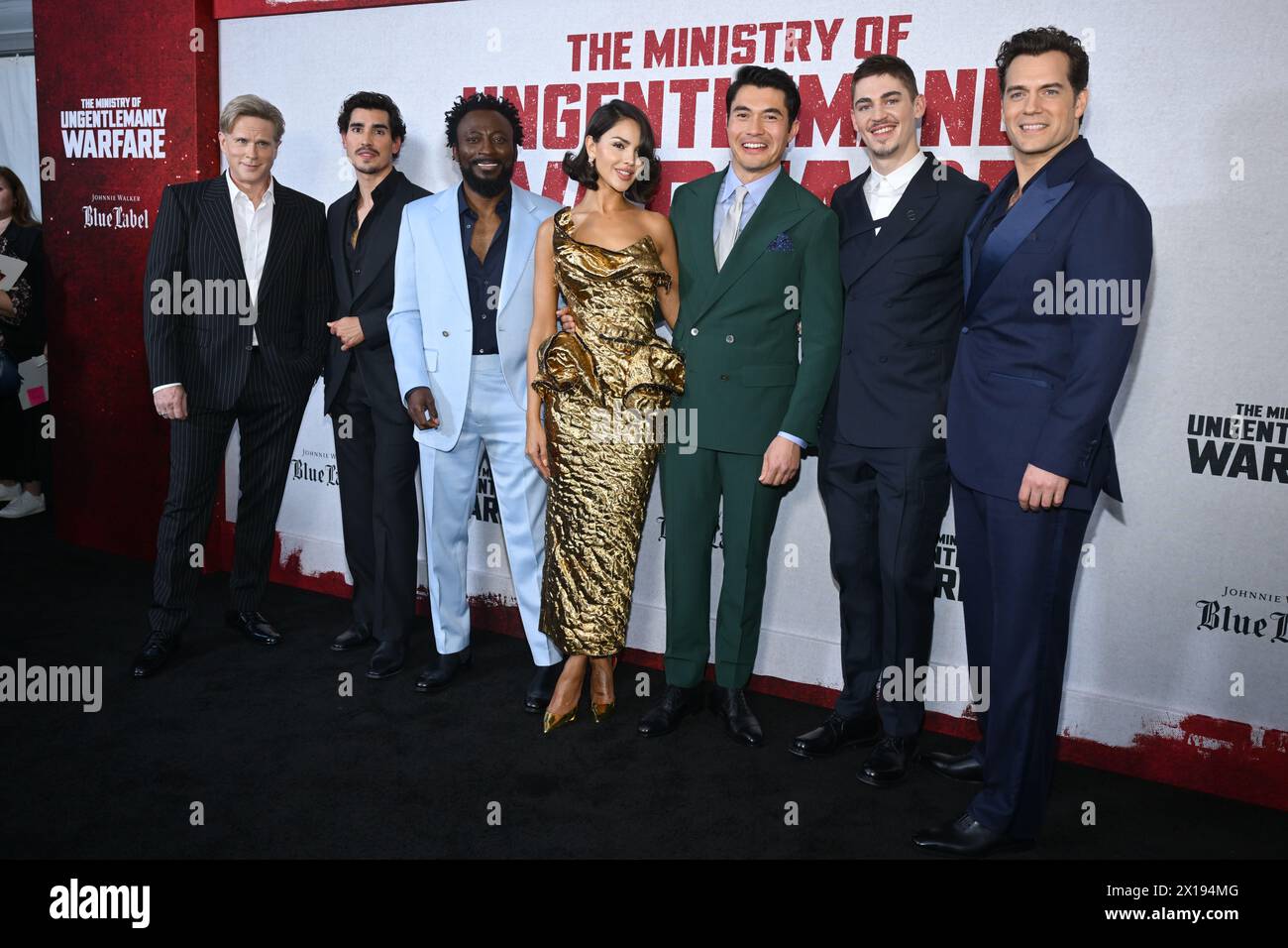 Cary Elwes, Henry Zaga, Babs Olusanmokun, Eiza González Rivera, Henry ...