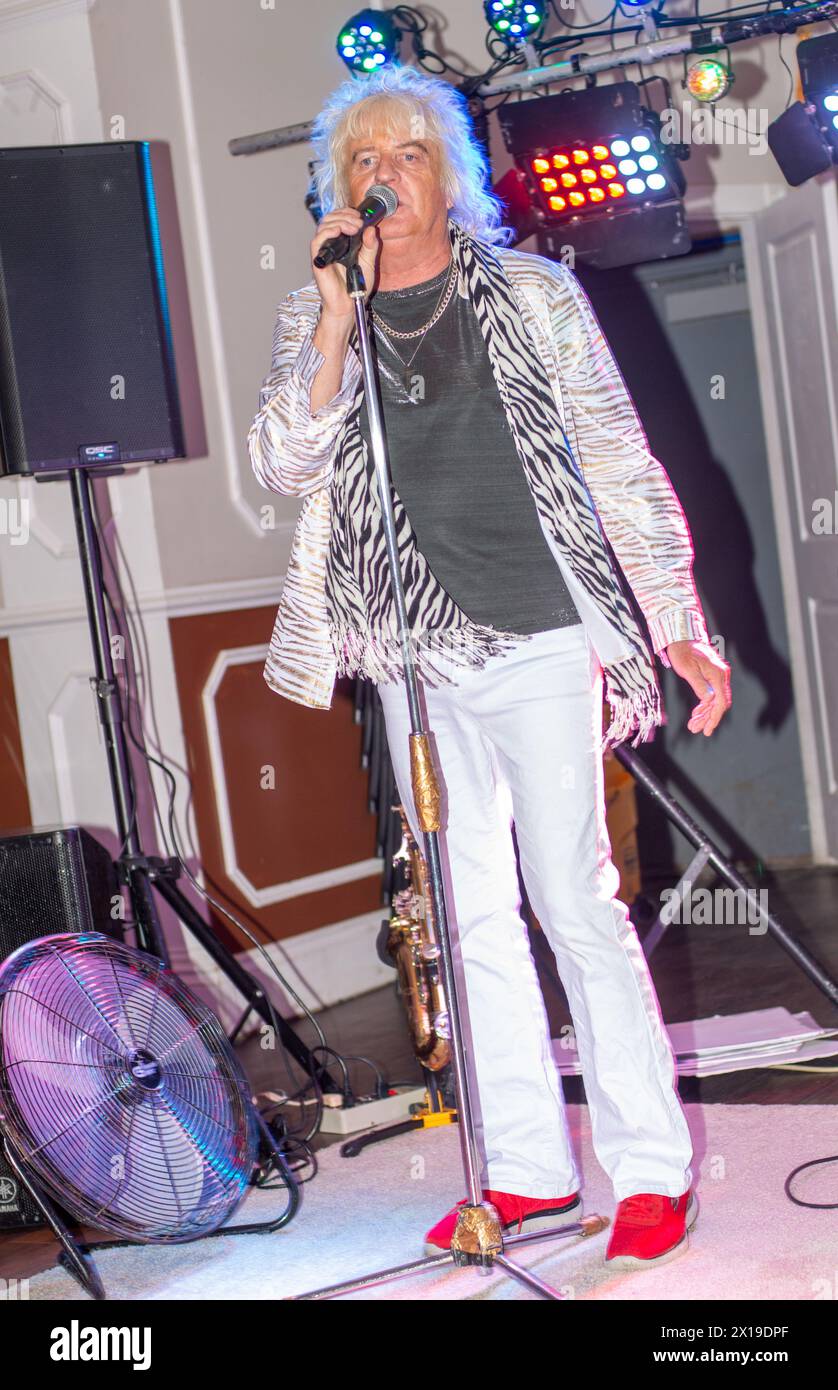 Tommy Edward, AKA Sir Rod, perform’s his Rod Stewart Tribute Show ...