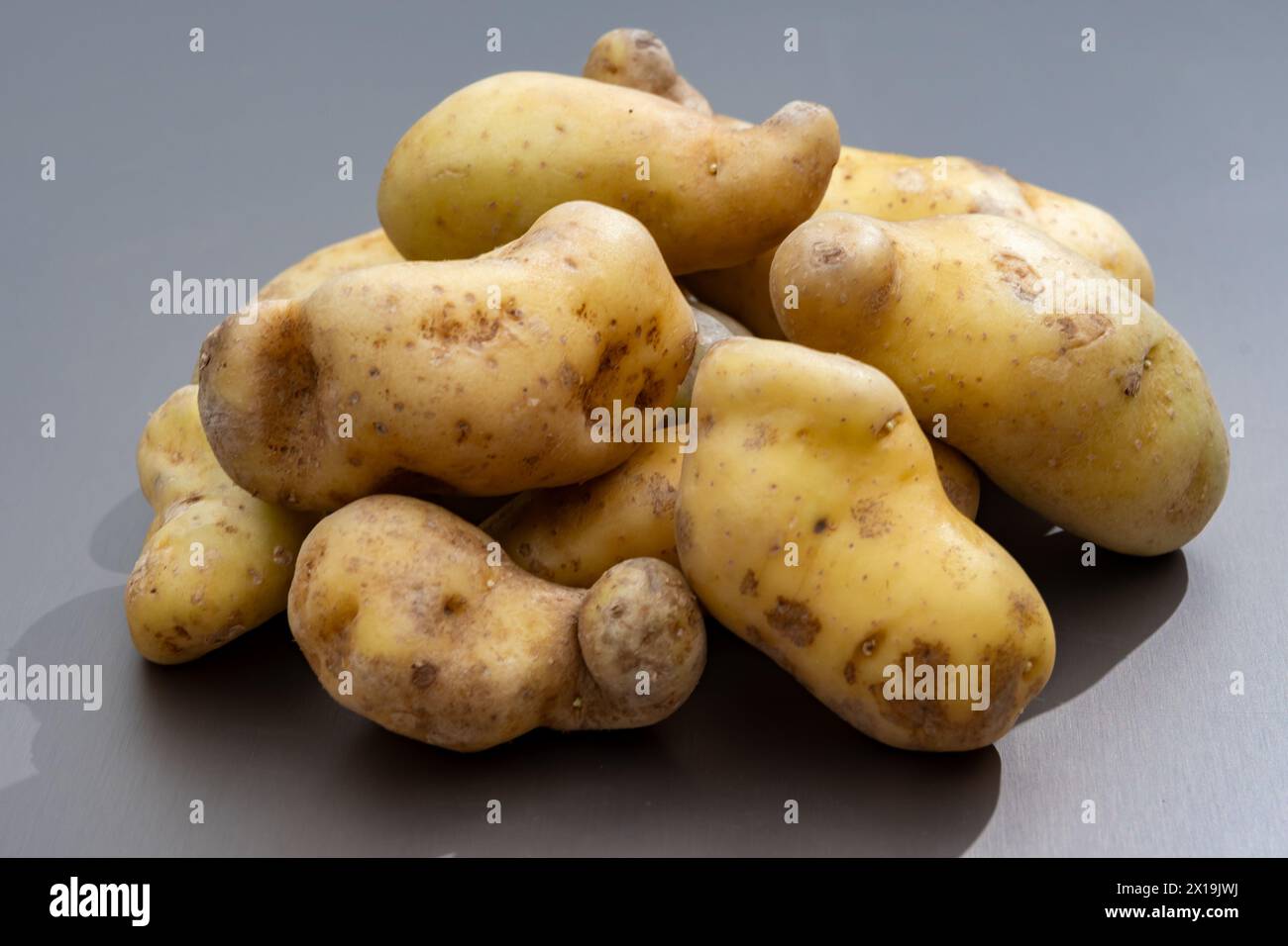 Ratte potato, La Ratte, La Reine Ratte du Touquet, or Asparges small ...