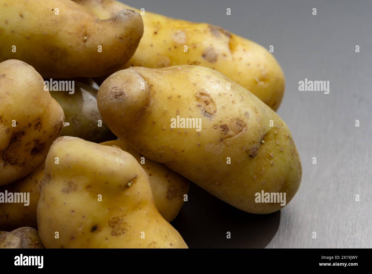 Ratte potato, La Ratte, La Reine Ratte du Touquet, or Asparges small ...