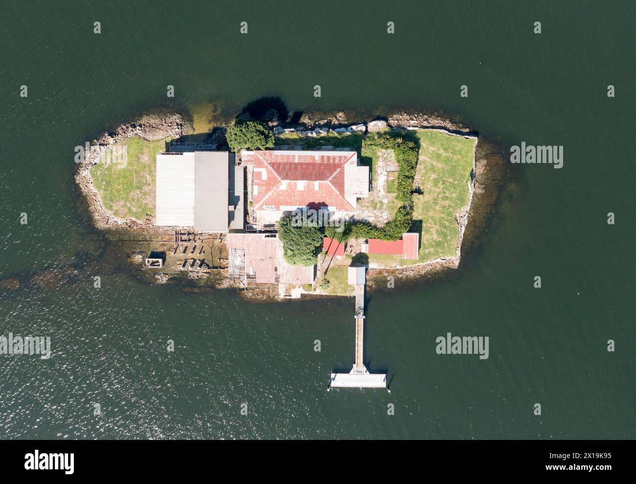 Sydney harbour islands, Snapper island nature reserve is the smallest ...