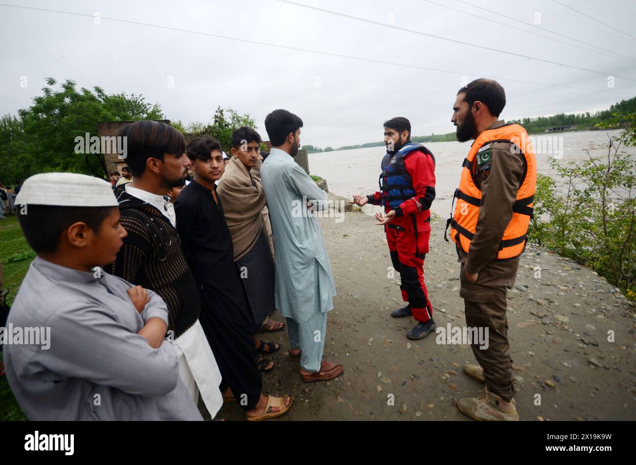 Peshawar, Peshawar, Pakistan. 15th Apr, 2024. Extreme weather ...