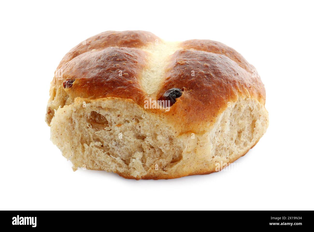 One tasty hot cross bun with raisins isolated on white Stock Photo - Alamy